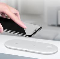 China Ultra Thin Multipurpose 7.5 W Wireless Charger Lightweight 3 In 1 for sale