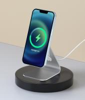 China Custom Logo Anti Skid Aluminum Alloy Magnetic Wireless Fast Charger Stand for Phone 15W for sale