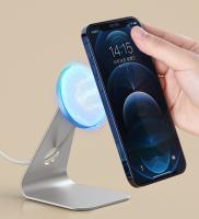 China Custom Logo Anti Skid Aluminum Alloy Magnetic Wireless Fast Charger Stand for Phone 15W for sale