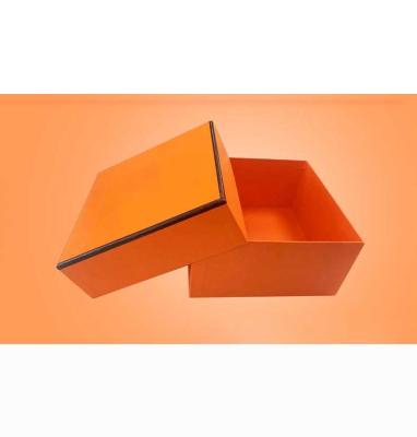 China Recycled Multiscene Custom Luxury Gift Box 20x20cm Lightweight Durable Square for sale