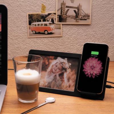 China OEM 5W Digital Wireless Charger Picture Frame Ultralight With Alarm Clock for sale