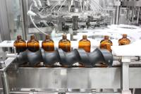 China 2000 KG Automatic Beer Filling Machine For Professional Beverage Production for sale
