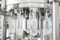 China Flexible 3 In 1 Carbonated Beverage Filling Machine 2000bph-24000bph for sale