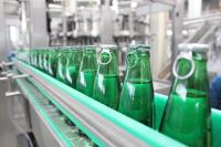 China PLC Controlled Carbonated Beverage Filling Machine 304 Stainless Steel for sale