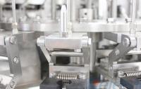 China Small Scale Glass Bottle Keg Filling Equipment Stainless Steel 304 316 for sale