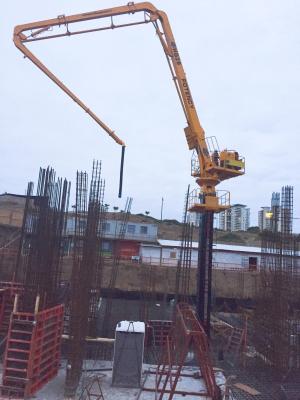 China 380V / 50Hz Hydraulic Concrete Placement Boom 27.7m Max Horizontal Reach for sale