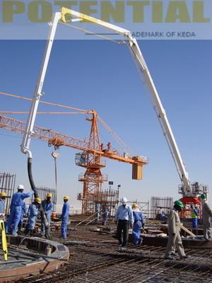 China 380V / 50Hz Concrete Placing Boom 3 Sections Folding Type For Concrete Placement for sale