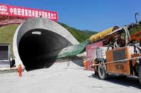 China Auto Parallel System Robotic Shotcrete Machine Diesel Powr 305mm Ground Clearance for sale