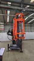 China Customizable Anchour Rod Trolley Installing Jumbo For 32 - 45mm Drilling Diameter for sale