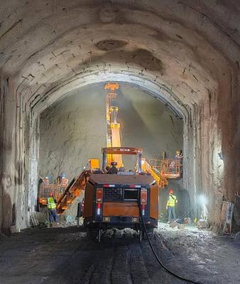 China 3000Kg Load-Bearing Arch Assembly Robot for Tunnel Construction KGJ312 for sale