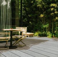 China Forest Brown WPC Decking 140x23mm Co-extrusion Wood Plastic Composite with Wood Grain Texture for Outdoor Decking for sale
