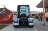 China Shacman X6000 4x2 6x4 510hp New Shacman Tractor Truck  Fuel Tank 400-500L for sale