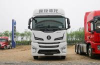 China SHACMAN X6000 6x4 Manual Transmission Tractor Truck 500HP Heavy Duty 4x2 Cummins Engine for sale