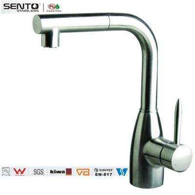 China Modern designs stainless steel faucet pull out kitchen sink mixer for sale