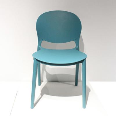 China Seat Dimensions 45H 42W 40D cm Modern Plastic Chair Dining Chair with Sleek Modern Look Comfortable and Easy Maintenance for sale
