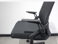 China 200kg Capacity Office Swivel Chair with Breathable Mesh Backrest and Adjustable Seat Height for sale