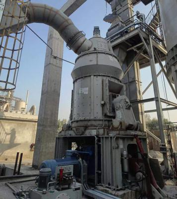 China Large Capacity Slag Coal Cement Pet Coke Limestone Grinding Mill Vertical for sale