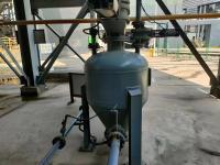 China Pneumatic Conveying Bin Pump PLC Control Thick Phase Conveying Equipment 200m Distance for sale