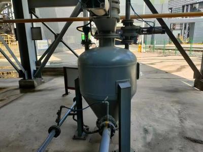 China Pneumatic Conveying Bin Pump PLC Control Thick Phase Conveying Equipment 200m Distance for sale
