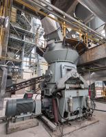 China 20tph Gypsum Vertical Mill for Cement Plant Coal Powder Grinding with 42-45μm Fineness for sale