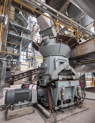 China 20tph Gypsum Vertical Mill for Cement Plant Coal Powder Grinding with 42-45μm Fineness for sale