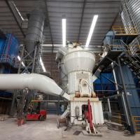 China Vertical Coal Mill HVM2400M 1450-2900r/min Motor 45-50t/h Output Fine Grinder for sale
