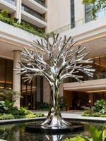 China Modern Artistic Metal Tree Installation for Resort Garden Public Art Zone Decoration for sale