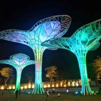 China Outdoor Large Stainless Steel Tree Shaped Landscape Sculpture with LED Corridor Lighting and Mascot Design for sale
