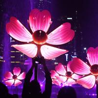 China Factory Custom Large Landscape Road Steel Acrylic LED Hand Forged IP65 Sculpture 80cm Castle Theme Cherry Tree Decoration 500 for sale