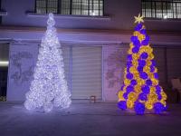 China High Quality IP65 LED Christmas Tree Lights Giant Festive Cone with AC Power Supply for Outdoor Shopping Mall Decorations 5M for sale