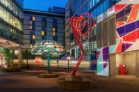 China Large Scale Illuminated Sculpture Production for Shopping Malls and Plazas for sale