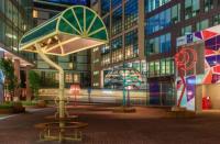 China Large Scale Illuminated Sculpture Production for Shopping Malls and Plazas for sale