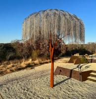 China A Vibrant Willow Tree, with Built-in LED Lighting a Modern Outdoor Art Structure for sale