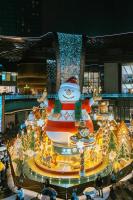 China Dreamlike Illuminated Snow Globe - Premium Stainless Steel Sculpture for Hotel & Plaza Winter Wonderland for sale