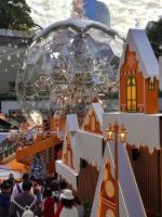 China Dreamlike Illuminated Snow Globe - Premium Stainless Steel Sculpture for Hotel & Plaza Winter Wonderland for sale