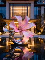 China Custom Metal Flower Sculptures | Outdoor Garden & Commercial Landscaping Decor | Stainless Steel/Copper/Iron Art for sale