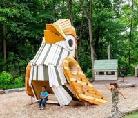China Custom-Made Stainless Steel Hand-Forged Outdoor Playground Sculpture and Metal Art Piece for sale