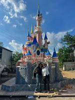 China Custom - Made Fairy Tale Castle Sculpture for Amusement Parks | High - Quality Artistic Outdoor Decor for sale