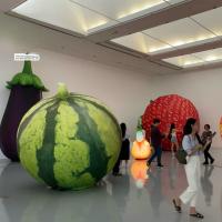 China Giant FRP Fruit Vegetable Sculpture Series Hyper Realistic Commercial Display Art for sale