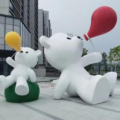 China Customizable Giant White Bear Sculpture Luxury Outdoor Animal Art Colorful Balloons for sale