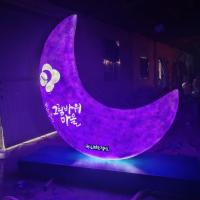 China Modern Art Park Decoration Resin Sculptures Large Garden Outdoor Hand Painted Flower for sale