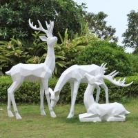 China Hot Selling Handmade Artistic Fiberglass Resin Christmas Deer Sculpture White Geometric Design Customizable Size for sale