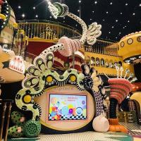 China Commercial Custom Resin Sculpture Fiberglass Fiberglass Cartoon  Colorful Arch Statue for sale
