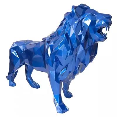China Handcrafted Lion Statue Classic Animals Sculpture For Home Office Feng Shui Decor for sale