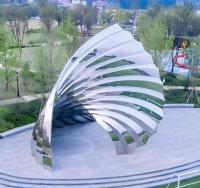 China Wind-Inspired Flowing Ribbon Stainless Steel Sculpture, Mirror-Polished Outdoor Metal Art for Plaza, Park & Hotel Landscape for sale