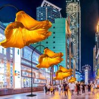 China Outdoor Waterproof IP65 LED Interactive Flower Sculpture Steel Acrylic Hand Forged Commercial Street Landscape Decoration for sale