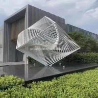 China Modern Stainless Steel Cube-Shaped Decorative Sculptures with Lighting Effect for Indoor & Outdoor Shopping Mall Exhibitions for sale
