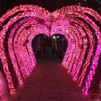 China Luxurious Solar IP65 LED Moon Lights for Indoor/Outdoor Halloween & Christmas Decorations Landscape Lighting 2-Year Warranty for sale