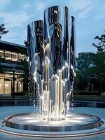 China Mirror Polished Stainless Steel Hand Forged Waterfall Column Sculpture With Mascot Theme for sale