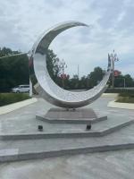 China Custom Geometric Stainless Steel Sculpture with Brush Technique Irregular Shape for Modern Art in Residential & Commercial Use for sale
